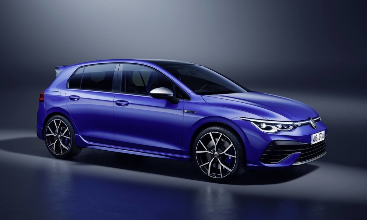 Mk8 VW Golf R Breaks Cover [w/video] - Double Apex