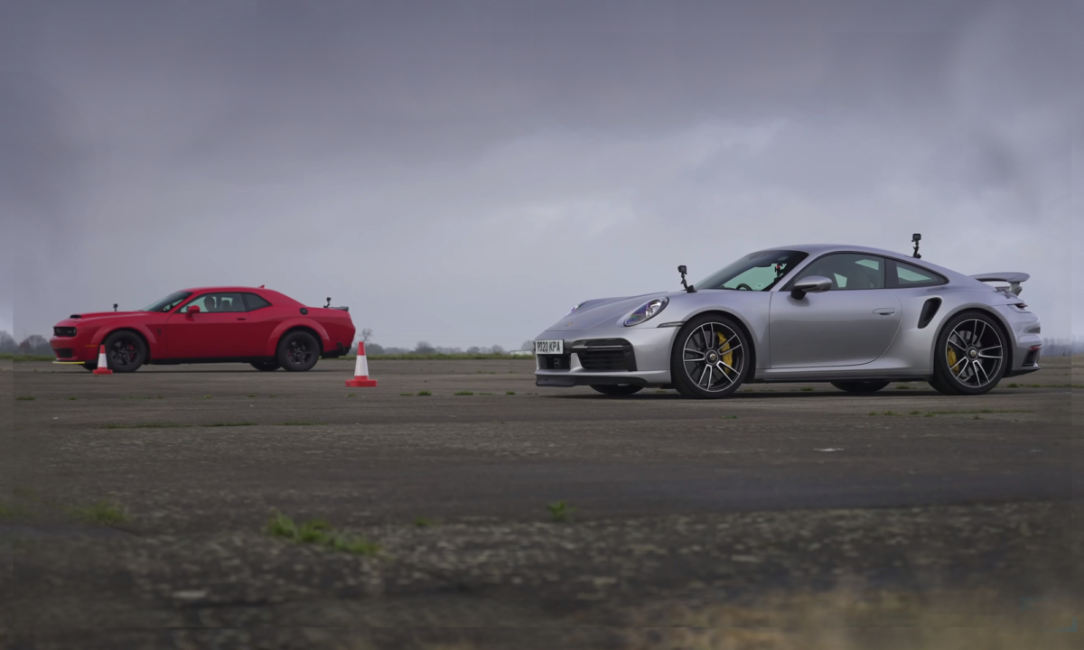 Muscle Car vs Sportscar Drag Race [video] - Double Apex
