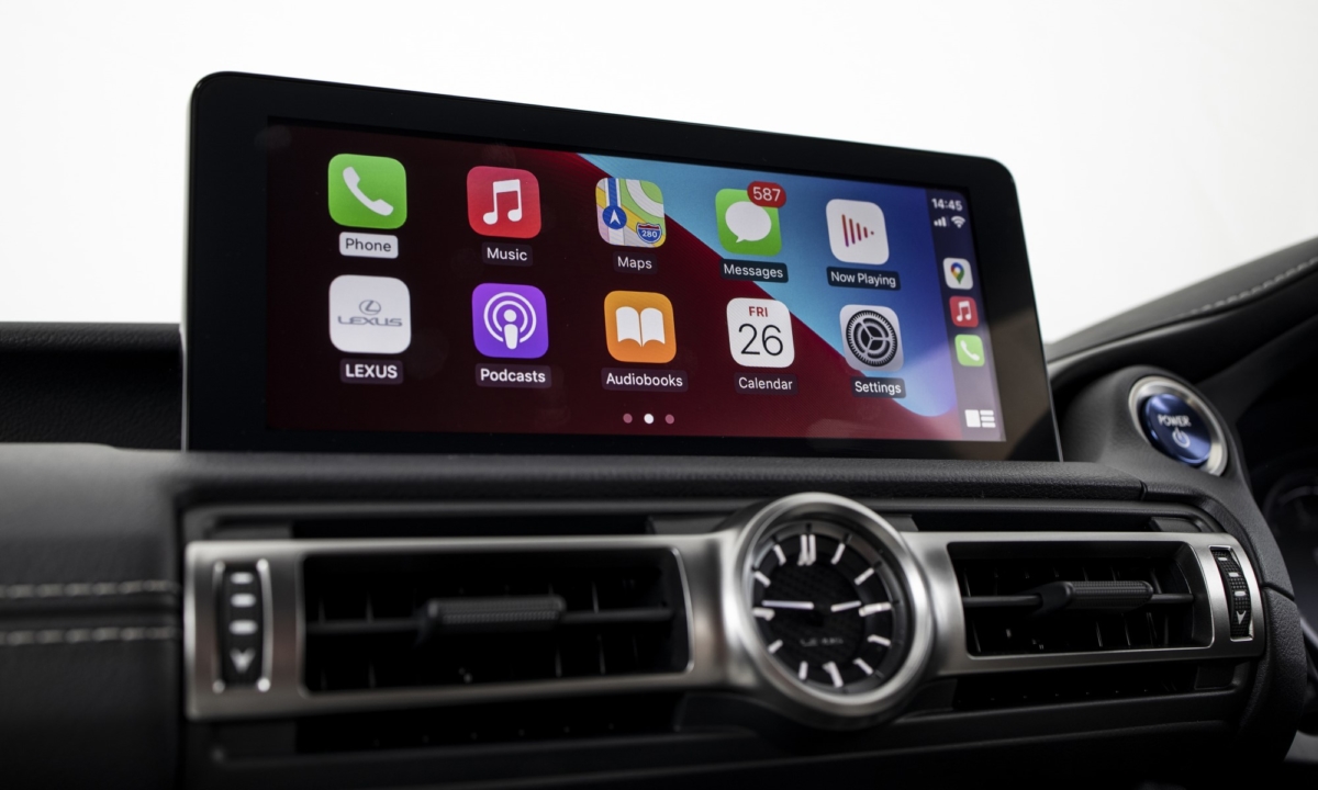 Recently Revised Lexus IS300h EX Driven [w/video] - Double Apex