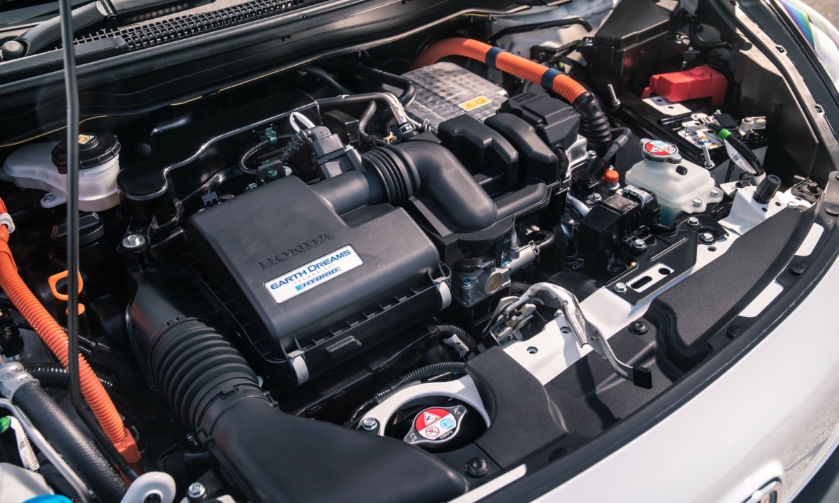 Honda Fit Hybrid eCVT Driven - Double Apex