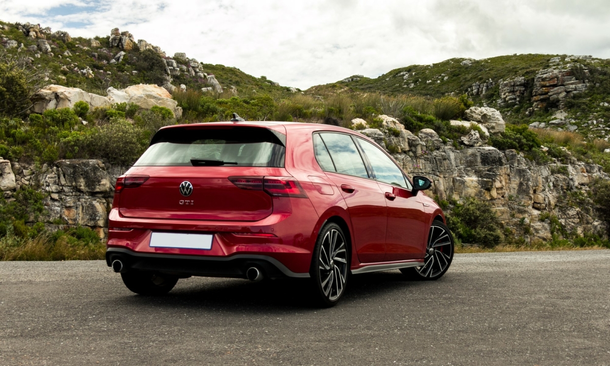 Volkswagen Golf GTI Mk8 Driven - Double Apex