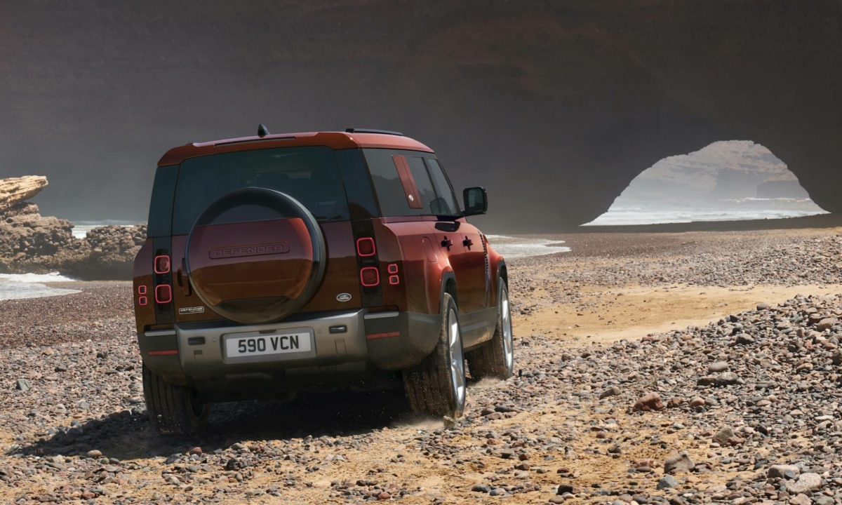 Land Rover Defender 130 Expands The Family [w/video] - Double Apex