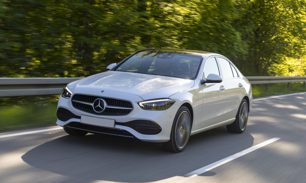 Mercedes-Benz C200 Driven - Double Apex