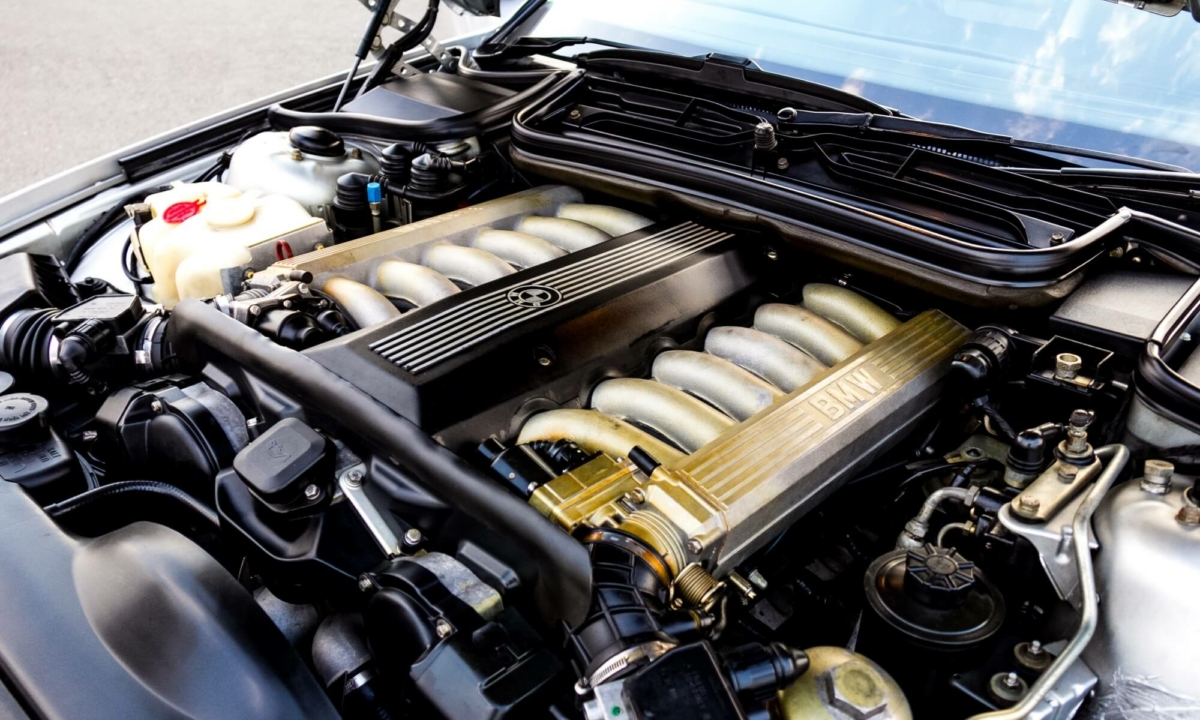 I Own A Classic... 1991 BMW 850i - Double Apex