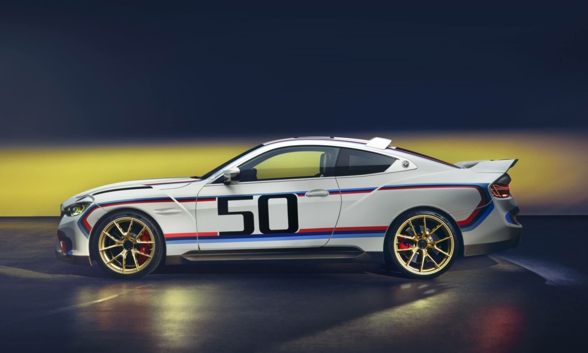 BMW 3.0 CSL Unveiled As Ultimate Anniversary Present - Double Apex