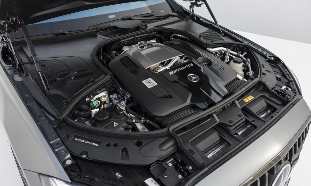 Mercedes-AMG S63 E Performance - Double Apex