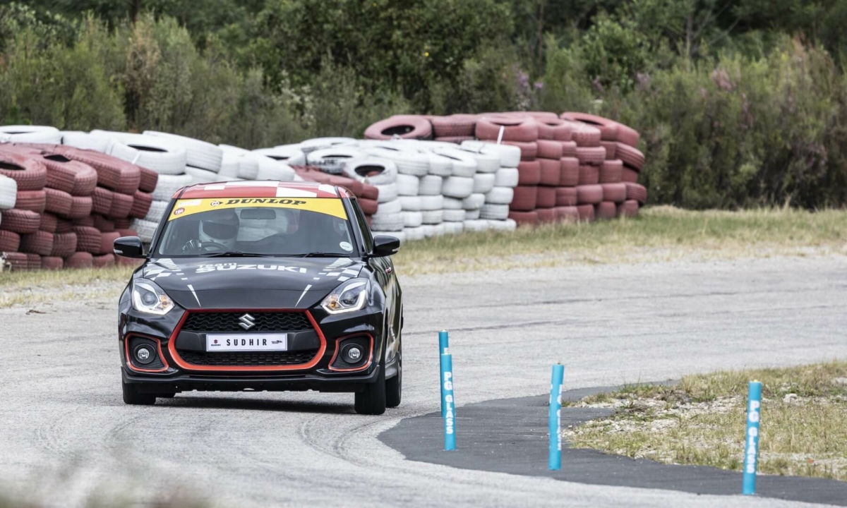 Motorsport - Double Apex