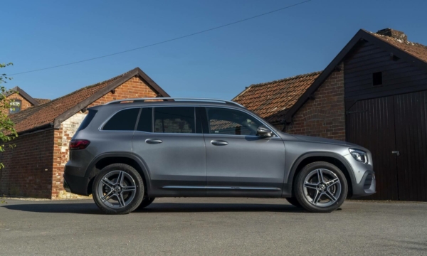 Mercedes-Benz GLB250 Driven - Double Apex