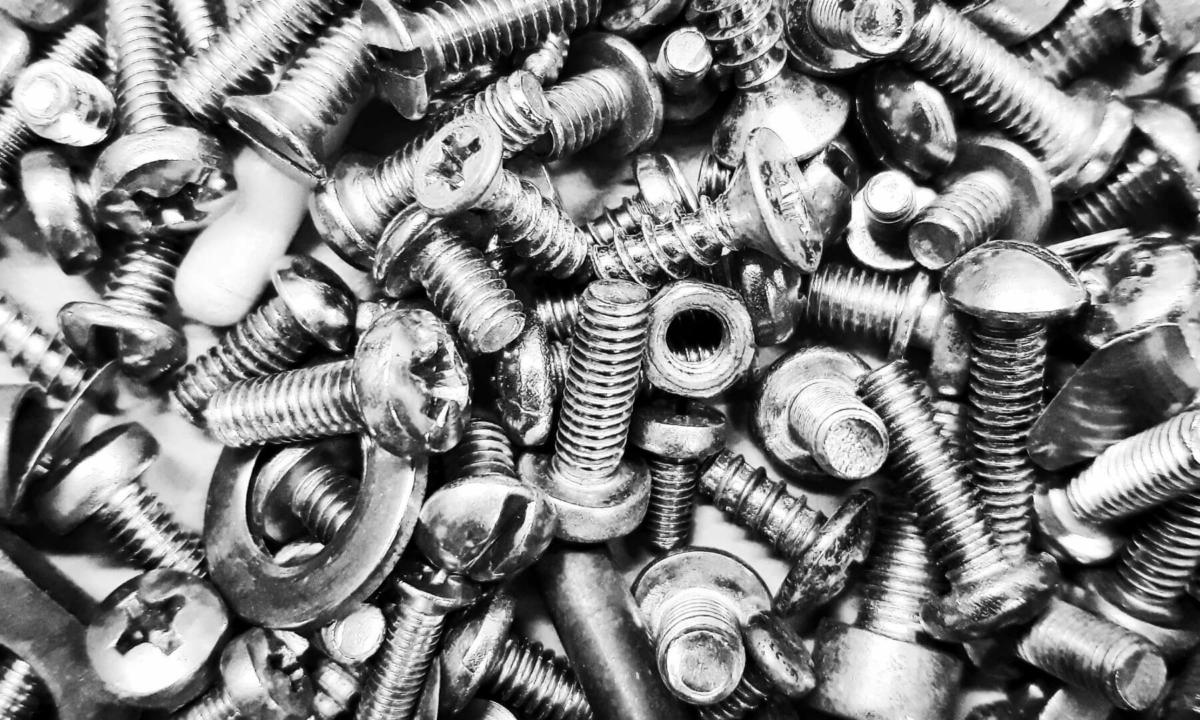 Engine Fasteners: Everything You Need to Know - Double Apex