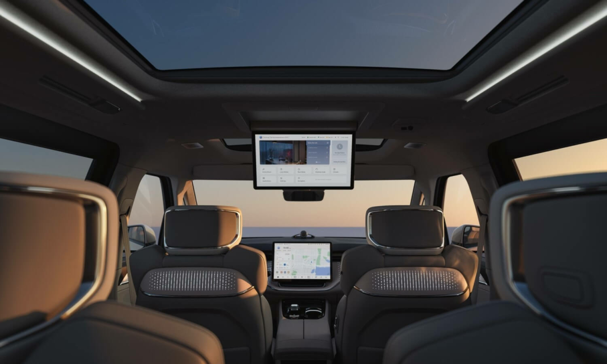 Volvo EM90 is the Brand’s First-Ever MPV - Double Apex