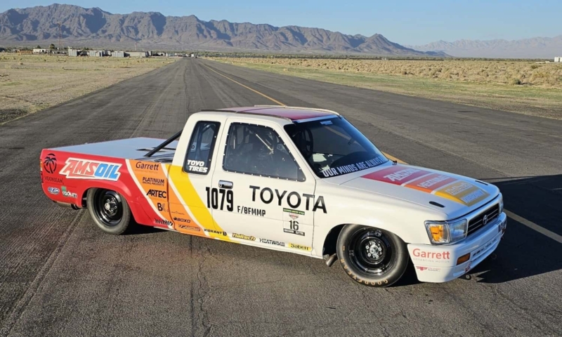 World’s Fastest Toyota Hilux [w/video] - Double Apex