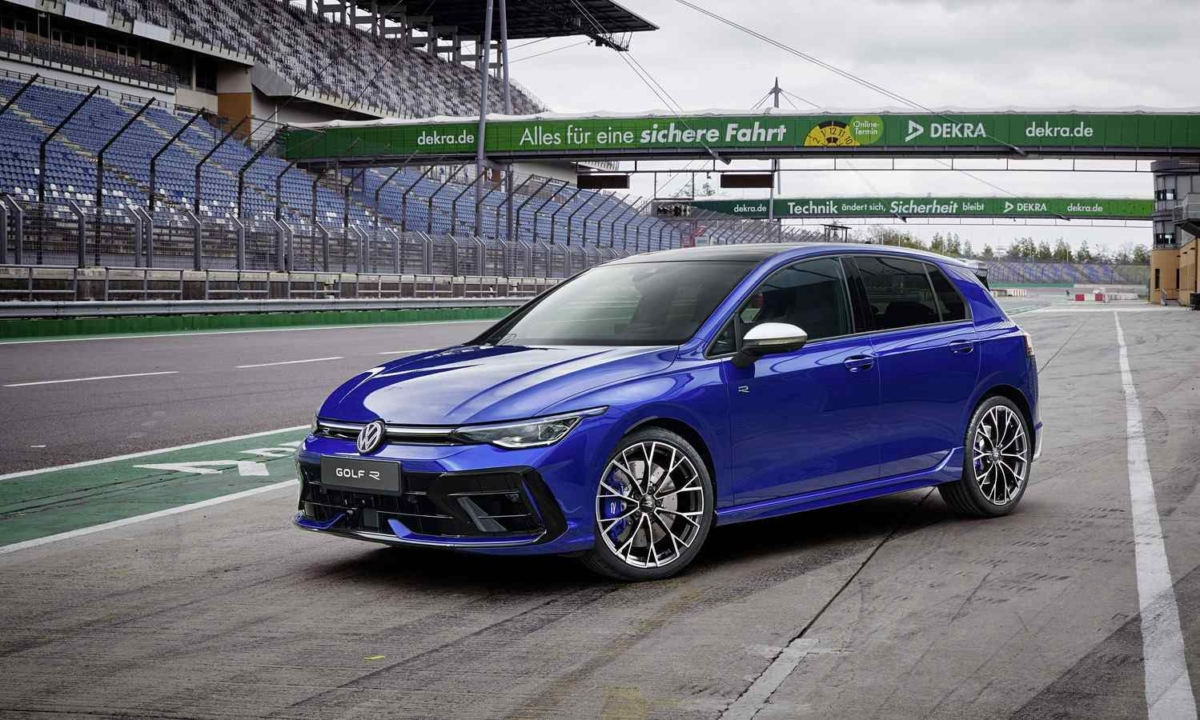 Updated VW Golf R Boasts More Power - Double Apex