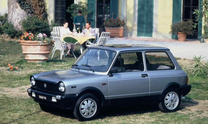 Defining a Segment: Autobianchi A112 - The Original Hot Hatch - Double Apex