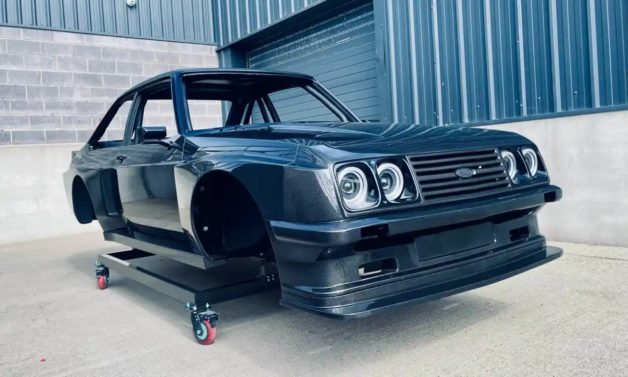 MST Cars Unveils the Mk2 Evo-X Carbon-Fibre RS2000 - Double Apex