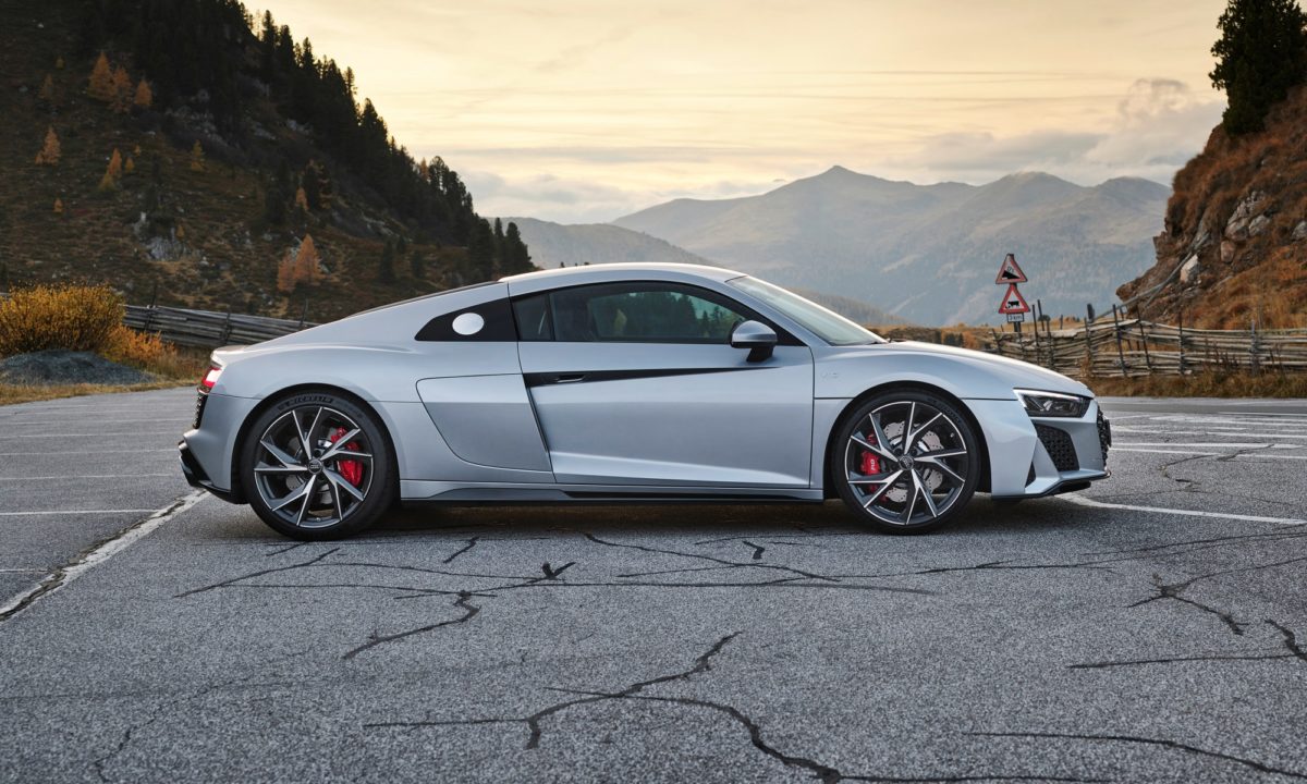 Audi R8 V10 RWD is a rear-wheel-drive version of the V10 R8