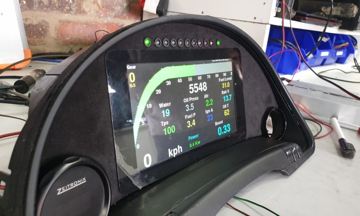 Audi RS2JZ is an RS4 that features a Toyota-sourced inline six