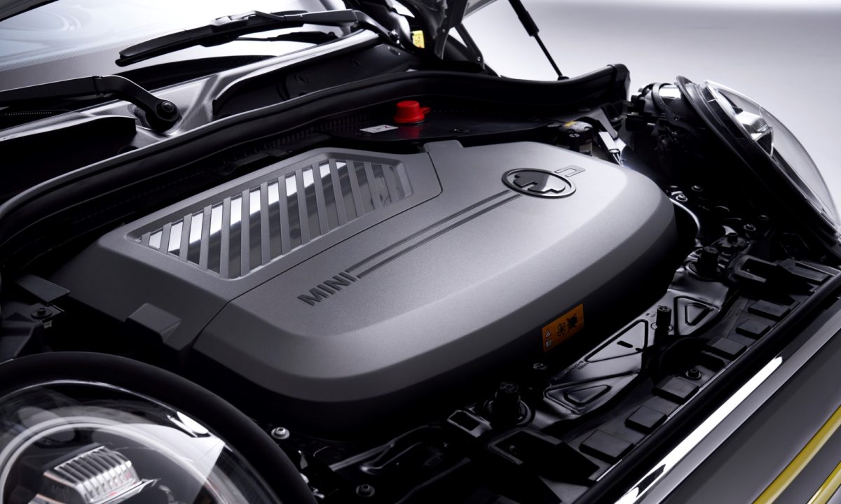 Electric Mini SE is the first series production EV model on sale.