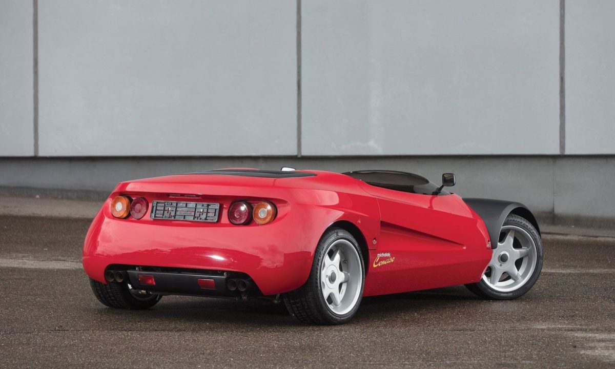 Ferrari Conciso is a 200 kW lightweight coach-built creation.