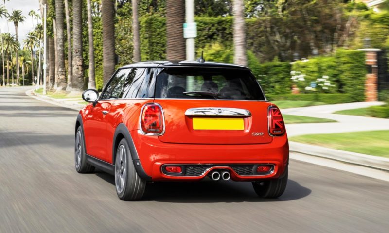 Mini Cooper driven by Double Apex in Johannesburg