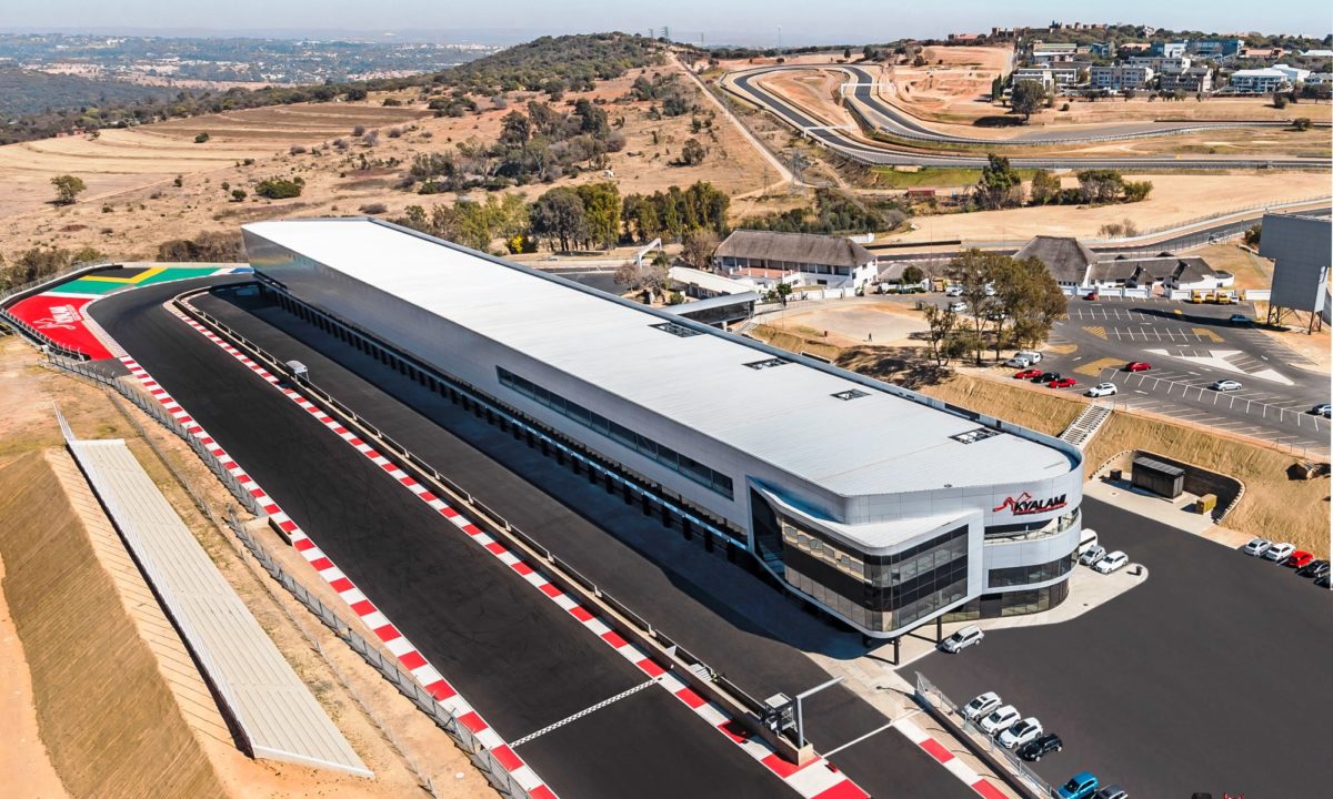 F1 in SA: Kyalami Is Ready - Double Apex