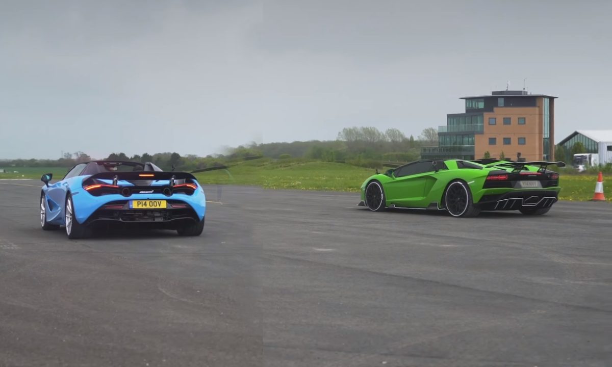 Supercar drag race between a McLaren 720S and Lamborghini Aventador