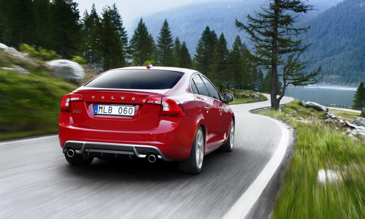 Volvo S60 D5 R Design Geartronic Polestar (2014) - Double Apex